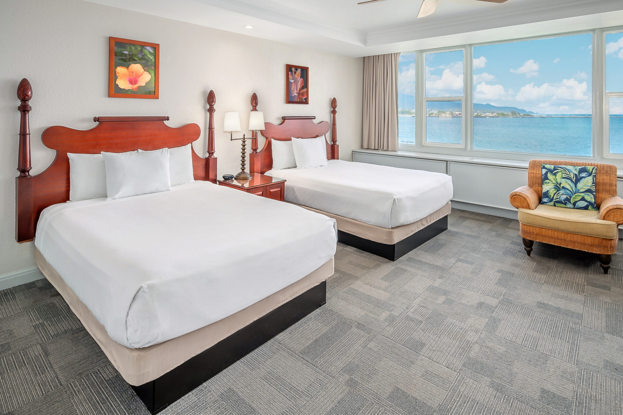 Oceanfront Two Double Beds Room | Maui Beach Hotel